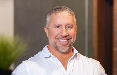 Commercial Realty Advisors NW LLC. Brokers